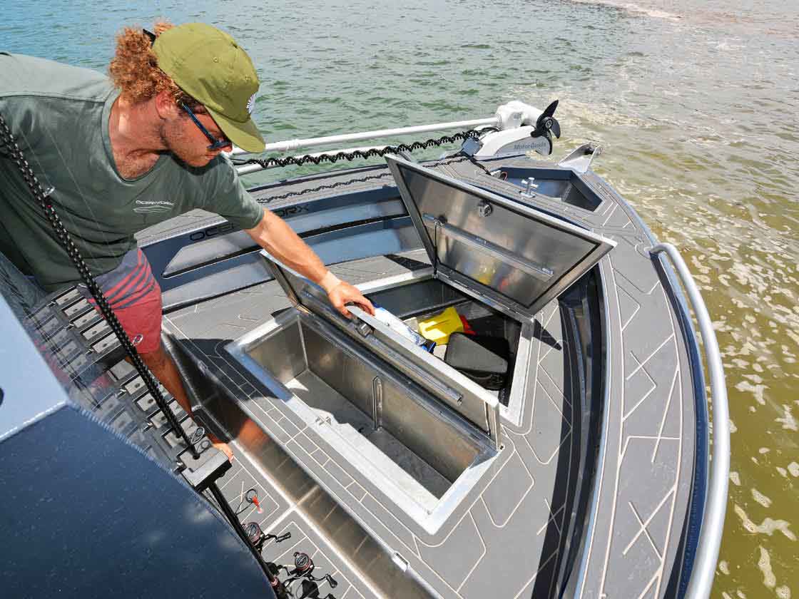 Oceanworx Axcess 5.3 Centre Console Boat Test | Club Marine Australia