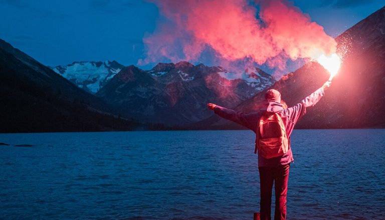Using and caring for distress flares | Club Marine Australia